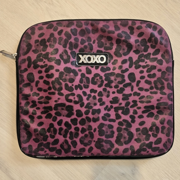 XOXO | Bags | Xoxo Pinkblack Leopard 5 Laptop Case | Poshmark